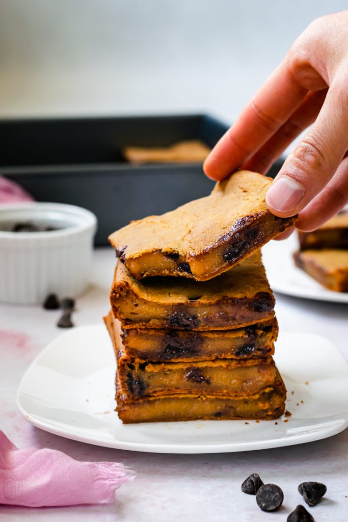 Vegan Pumpkin Mochi Cake - Ellie Likes Cooking