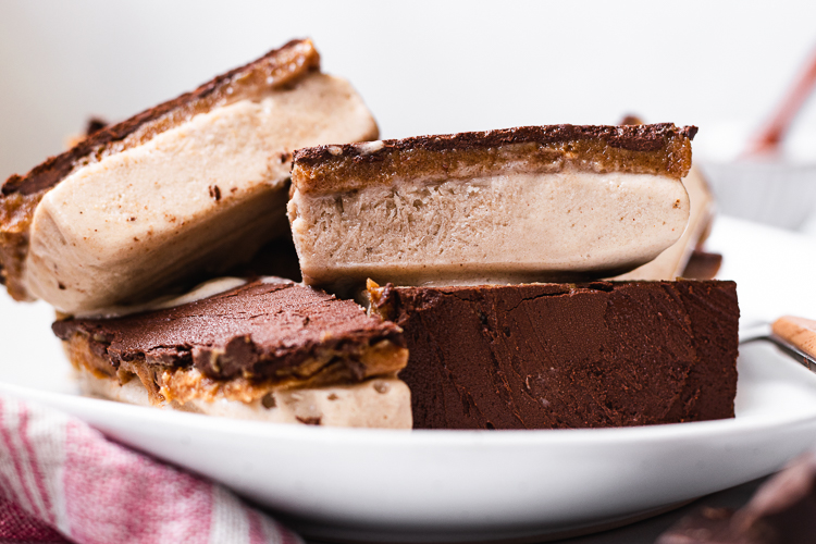 Healthy Caramel Ice Cream Bars (Vegan, No-Churn) - Ellie Likes Cooking