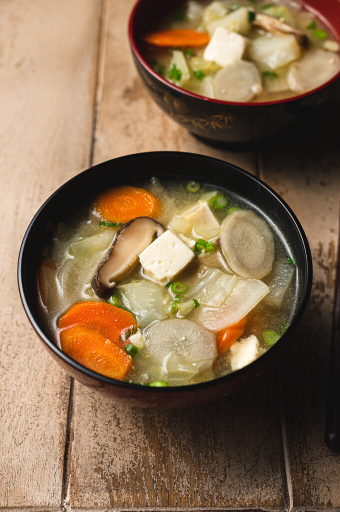 Miso Kenchinjiru (Japanese Vegetable Soup) | 味噌けんちん汁 - Ellie Likes Cooking