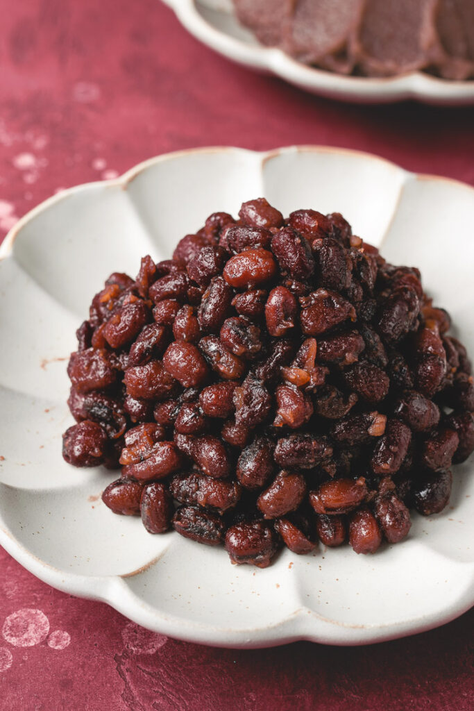 Homemade Anko (Sweet Red Bean Paste) - Ellie Likes Cooking