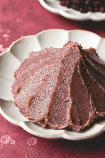 Homemade Anko (Sweet Red Bean Paste) - Ellie Likes Cooking