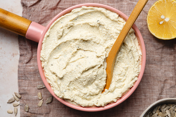 Easy Tofu Ricotta (Vegan) - Ellie Likes Cooking